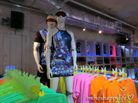 Discover Camden Town & Cyberdog | Miho's Happy Life