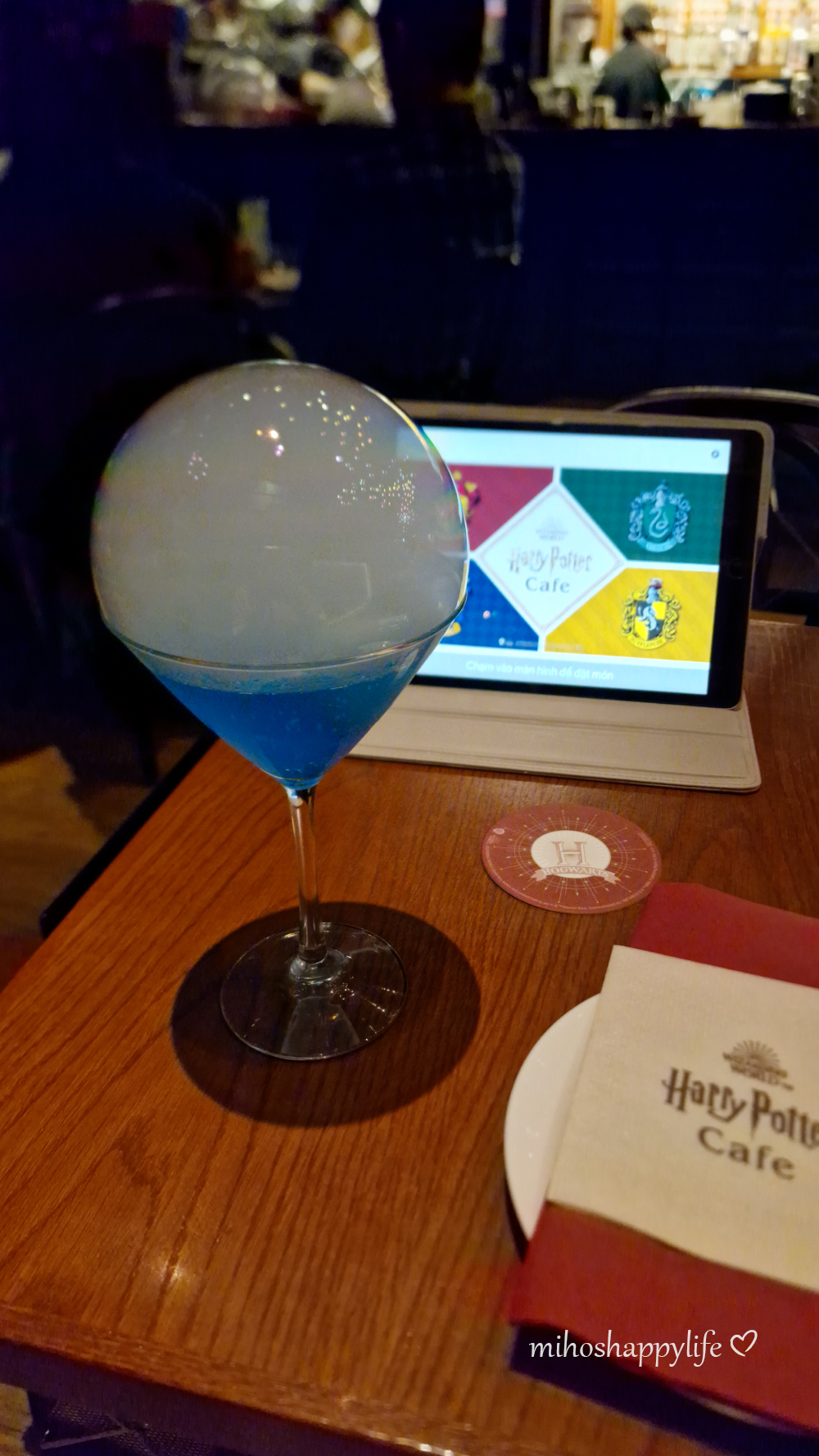 Japan Diaries: Akasaka Wizarding World Street, Harry Potter Cafe ...